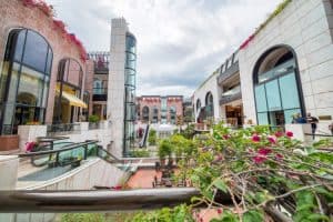 8 Best Places for Shopping in California (2024 Guide)